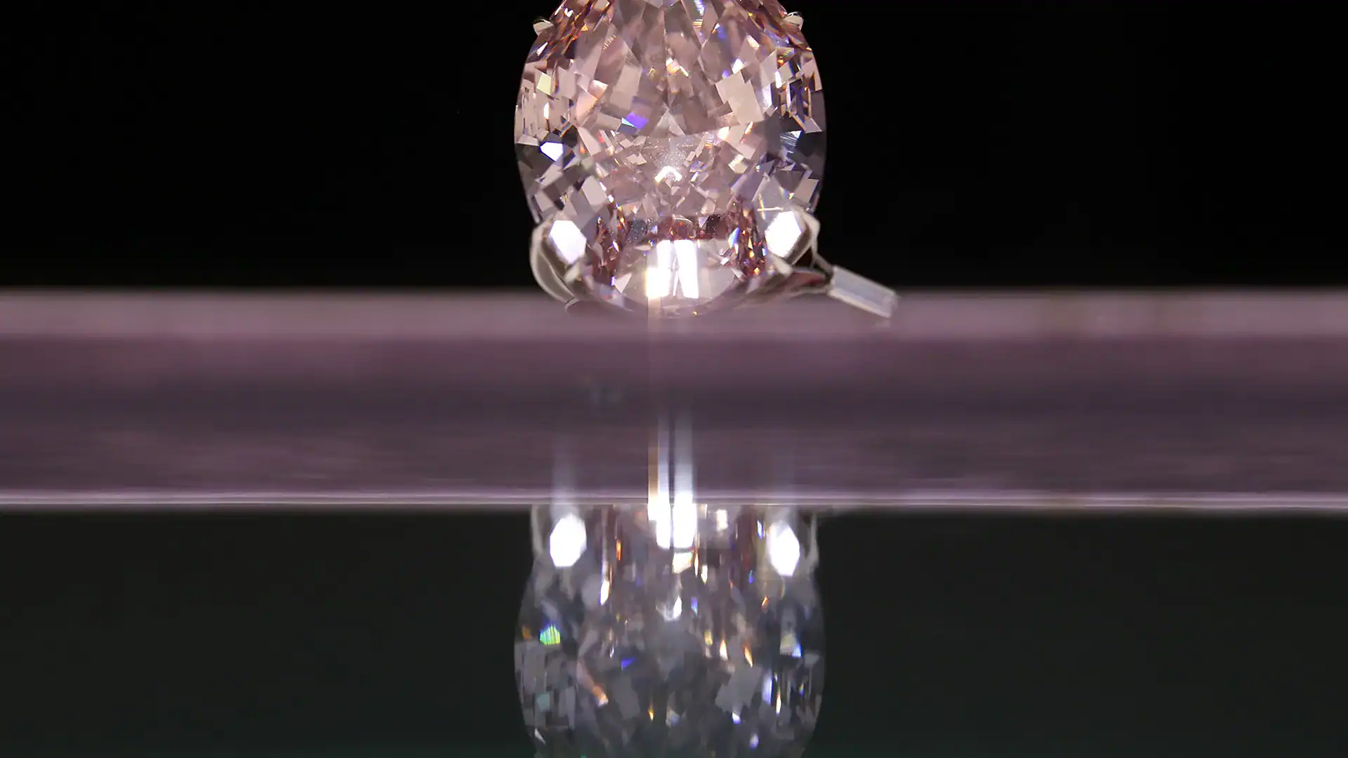 Des scientifiques japonais créent des diamants à partir de molécules ...